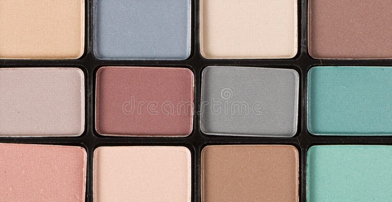 Eye shadow compact stock image. Image of gold, compact - 29508665