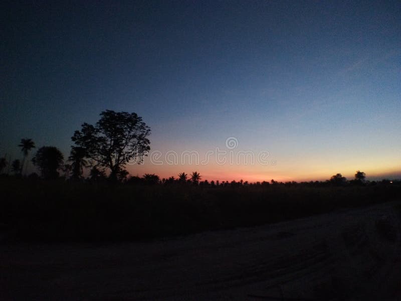 Twilight horizon evening stock photo. Image of farmer - 132529812
