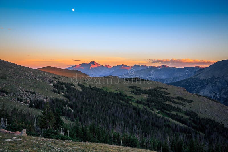 Twilight on Longs Peak and Rocky Mountain Range, Rocky Mountain ...