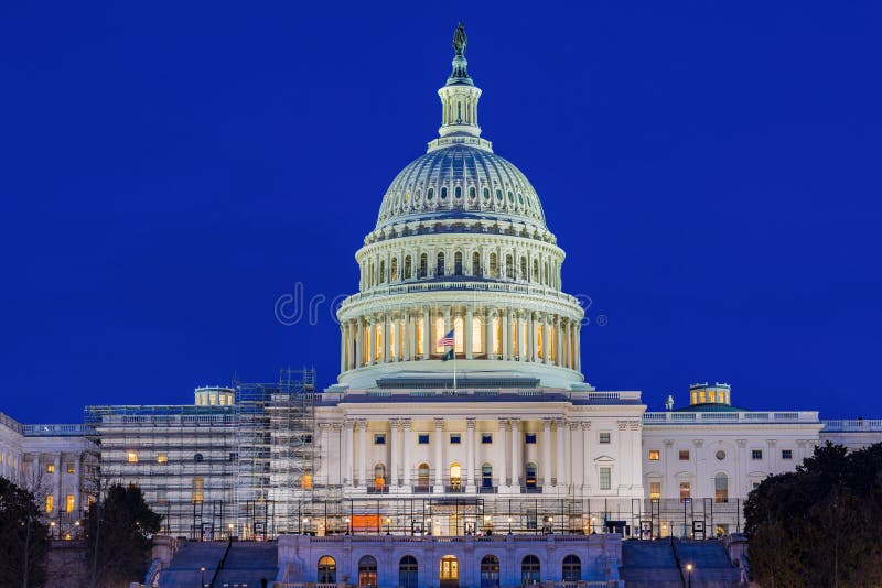 Twilight View of the United States Capitol Editorial Photography ...