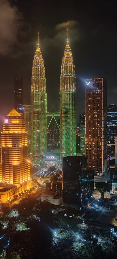 Twin& X27;s Towers Night View in Rooftop Hotel Editorial Photography ...