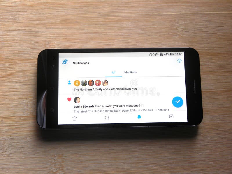 Twitter notifications editorial image. Image of icon - 152154885