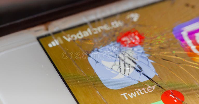 Twitter App on Broken Screen Editorial Stock Image - Image of screen ...