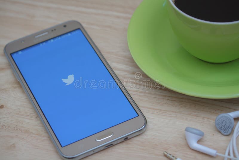 Twitter is Largest and Most Popular Social Networking Site in the World ...