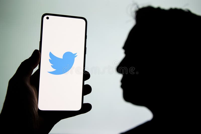 X Twitter New Logo on Phone Screen Stock Image. Editorial Photography ...