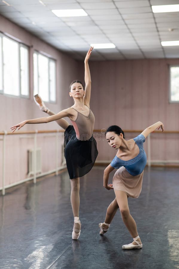 Two Asian Ballerinas are Dancing in the Class. Stock Photo - Image of ...