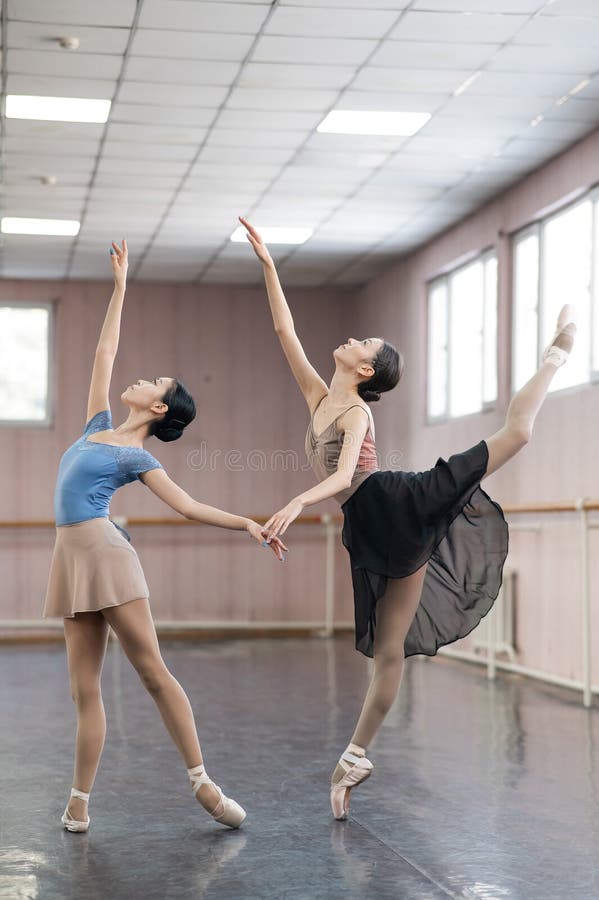 Two Asian Ballerinas are Dancing in the Class. Stock Photo - Image of ...