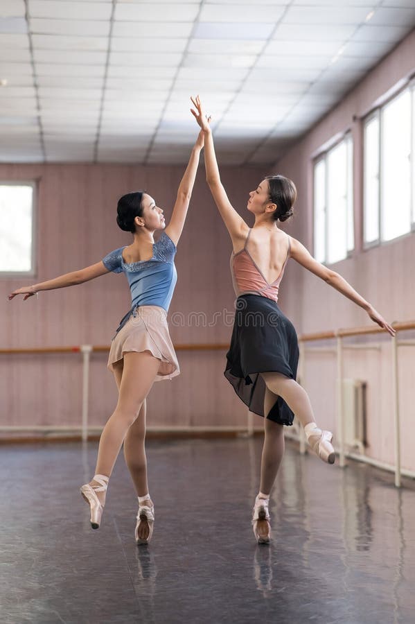 Two Asian Ballerinas are Dancing in the Class. Stock Photo - Image of ...