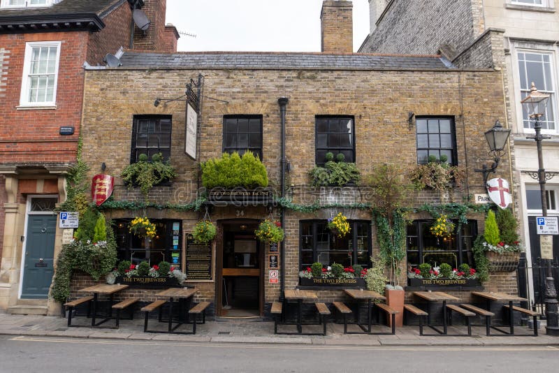 The Two Brewers Pub in Windsor, Berkshire Editorial Photography - Image ...