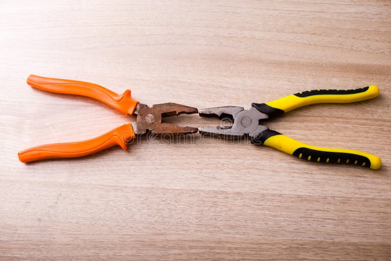 The two claws wires stock photo. Image of rongeur, fork - 106802128