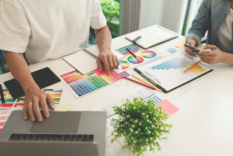 Two Designers Discussing on the Color Tone for the Excellent Visual ...