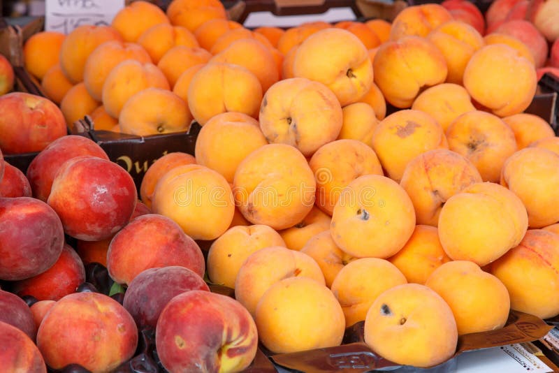 Two Different Peaches Types in a Market Stock Photo - Image of market ...