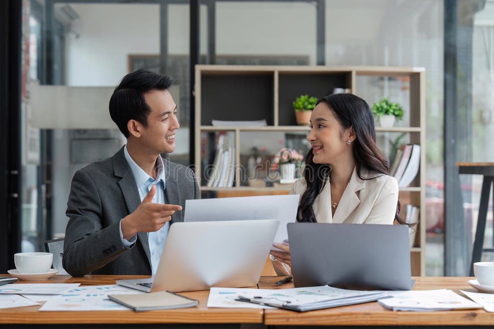Two Diverse Business Colleagues Talking, Discuss Online Presentation ...