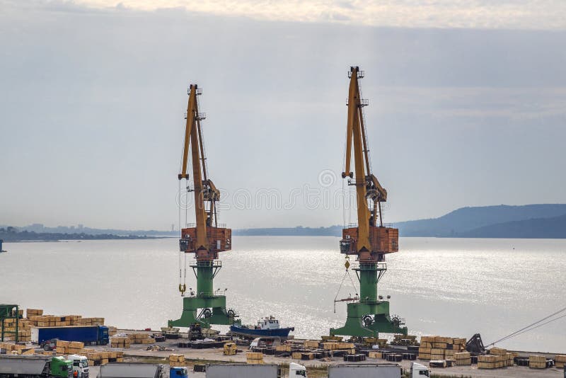 Two giant Port cranes editorial image. Image of bulk - 268291315
