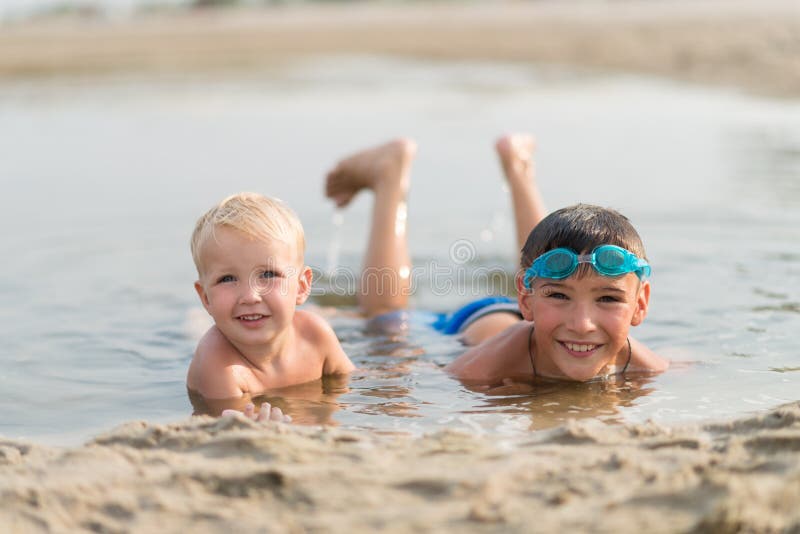 Photos of Model in Image ID 58758894 by Valuavitaly