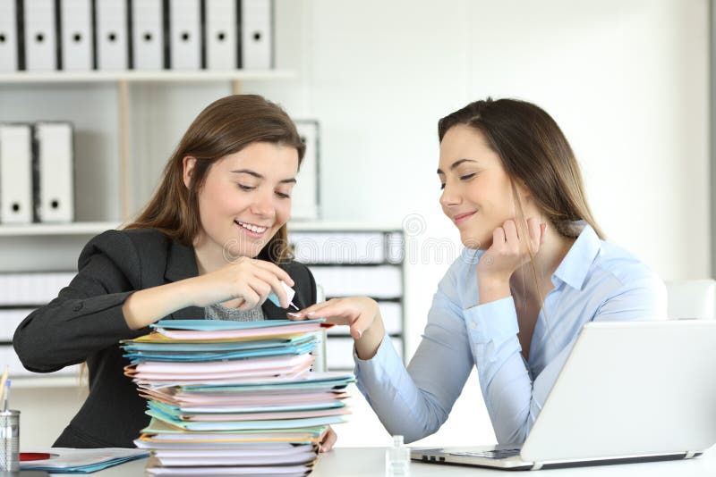 Two Incompetent Office Workers Wasting Time Stock Image - Image of ...