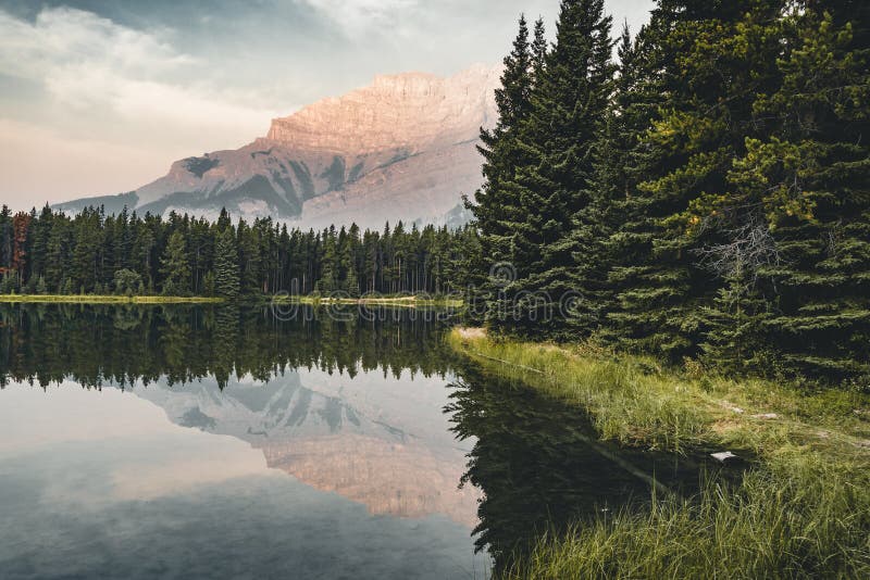 Two Jack Lake with Mountain Reflections Along the Two Jack Lake Stock ...