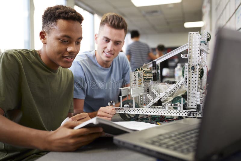 University Engineering Class Building Stock Photo - Image of arch ...