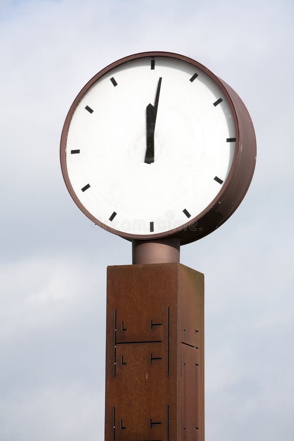 Two minutes too late stock photo. Image of street, clock - 34570538