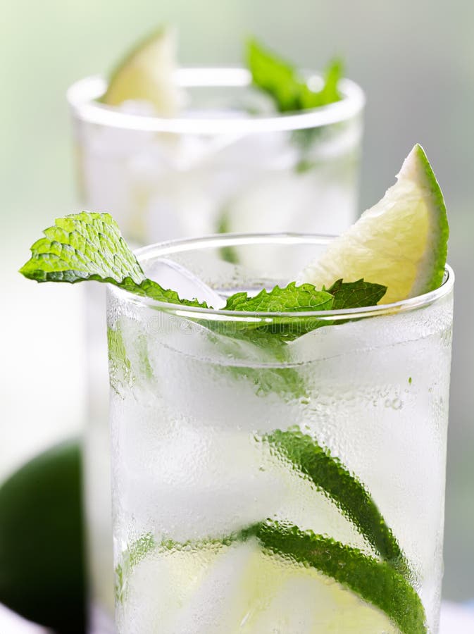 Mojito cocktail close up stock photo. Image of garnish - 33442316