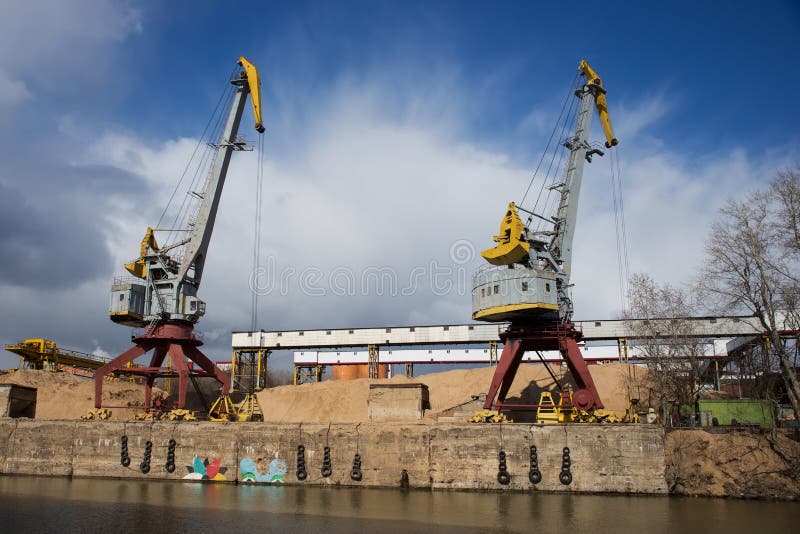 Two Old Crane Loading Cargo River Port Stock Photos - Free & Royalty ...