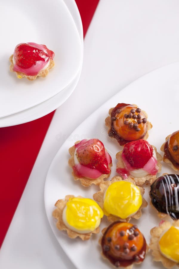 Two Plate Colored Fruit Tart Stock Image - Image of tasty, tarts: 156008901