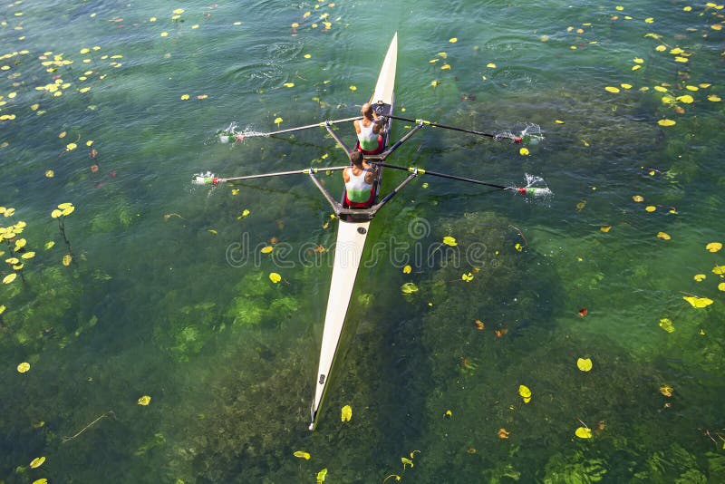 Two rowers rowing editorial photography. Image of carbon - 72693747