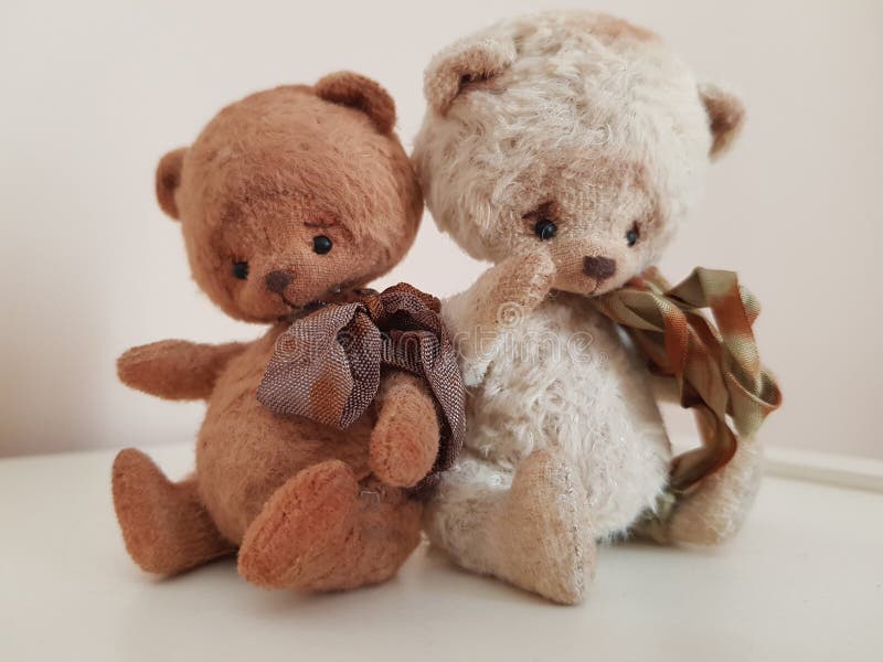 Two Plush Vintage Teddy Bears Stock Image - Image of thread, dessert ...