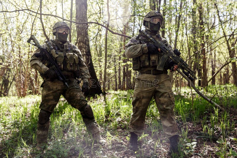 Two Soldiers with Machine Guns Stock Image - Image of operation, aiming ...