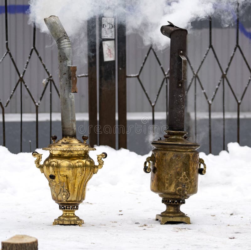 Two samovars in the snow stock image. Image of moscow - 292690857