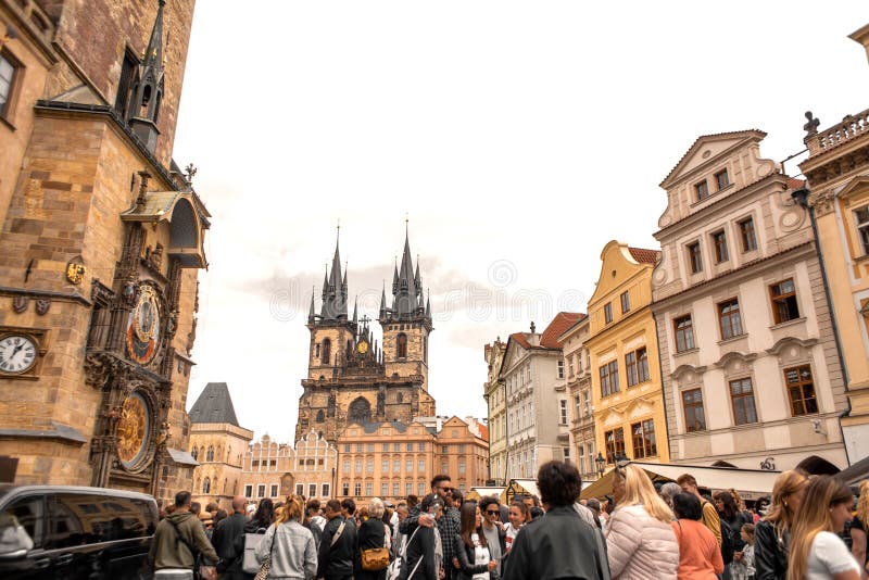Tyn Church and a Crowd of People in the Town Square Editorial ...