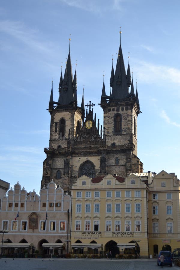 Tyn Church in Prague editorial stock photo. Image of night - 40581118