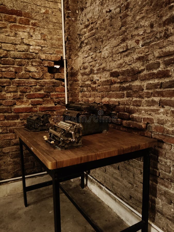 Type writer stock photo. Image of tanble, writer, table - 350722658