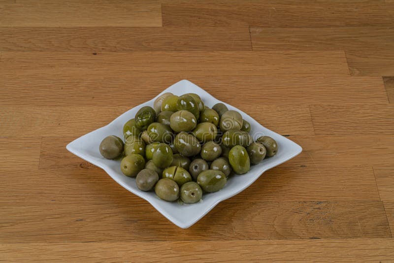Types Traditionnels Turcs D'olives Image stock - Image du boisson ...