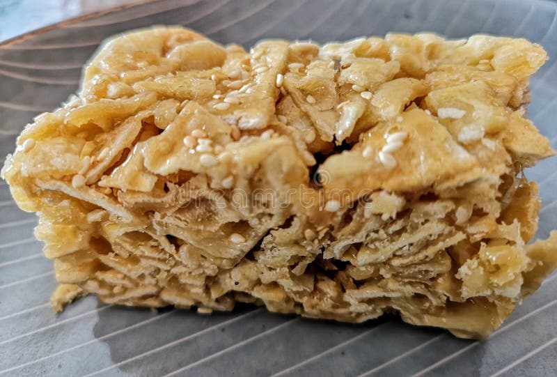 Typical Chinese Dessert: Gato Zinzli, Gateau Gingeli, Sweet Potato ...