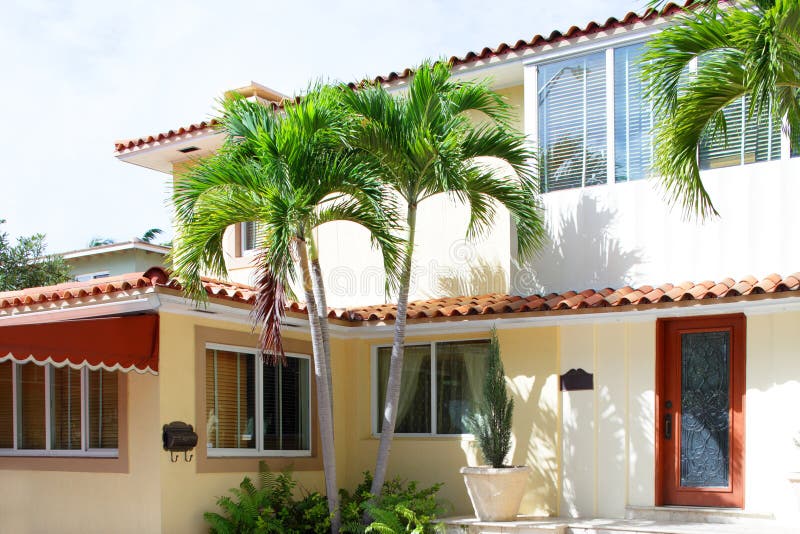 Typical Old Two Story Home in Miami Beach Stock Image - Image of ...