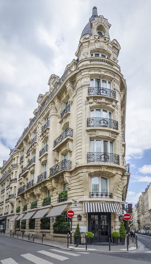 Typical Parisian Architecture Stock Image - Image of door, structure ...