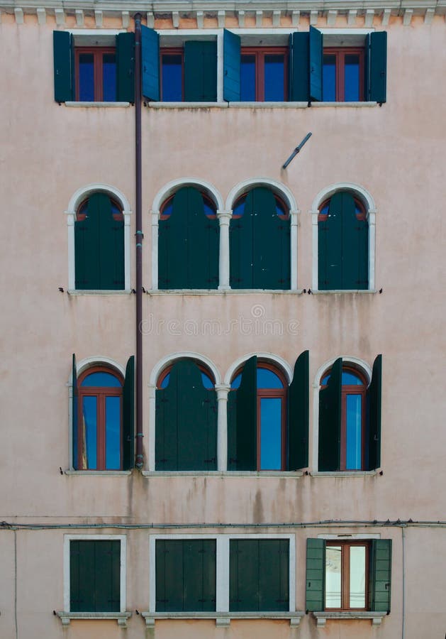 Typical venetian windows editorial photography. Image of tourism - 67154042