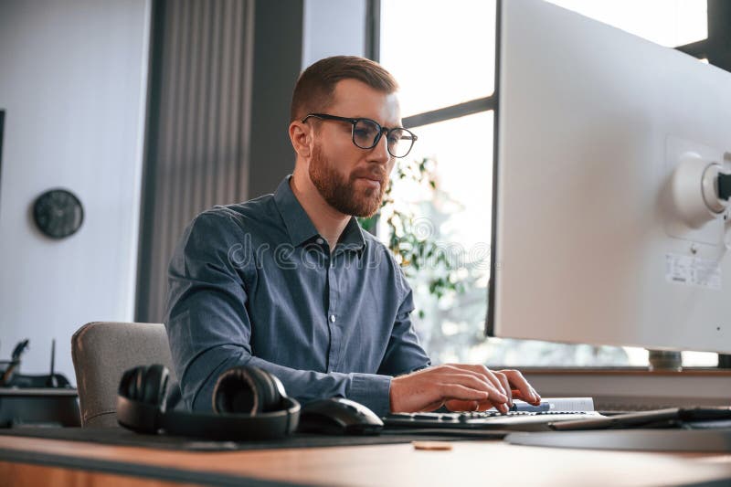 Typing on the Keyboard. Man in Formal Clothes is Working in the Modern ...