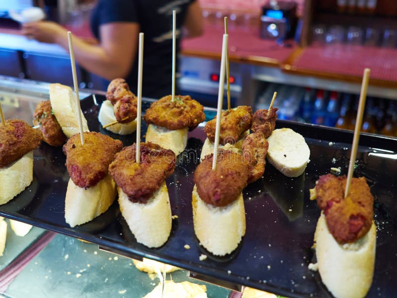 Typische Traditionele Spaanse Tapas Stock Foto - Image of brood, lunch ...
