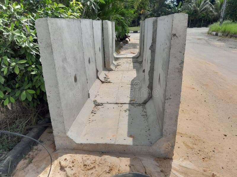 U Ditch Concrete Culverts that are Placed Parallel Which Look so Neat ...