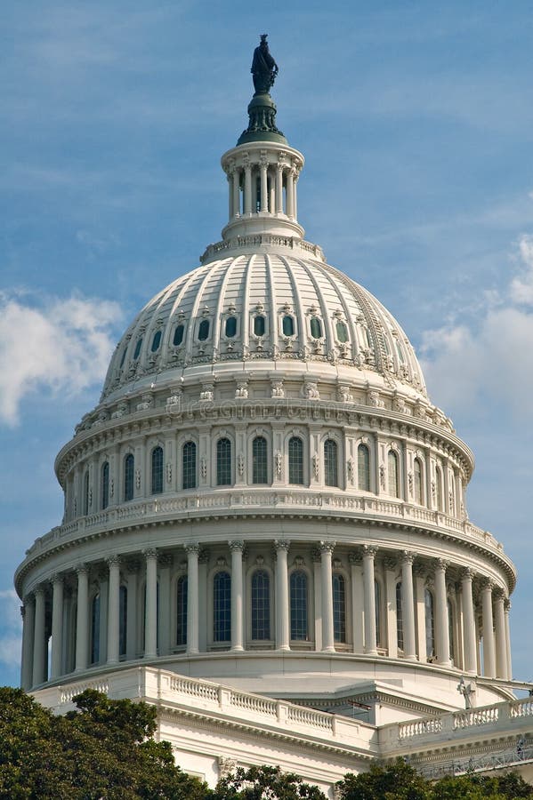 U.S. DE BOUW VAN HET CAPITOOL Stock Foto - Image of verticaal, staten ...