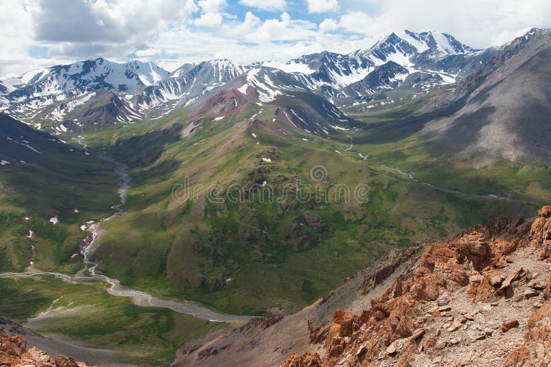 U-shaped valley stock image. Image of view, large, geography - 90708583