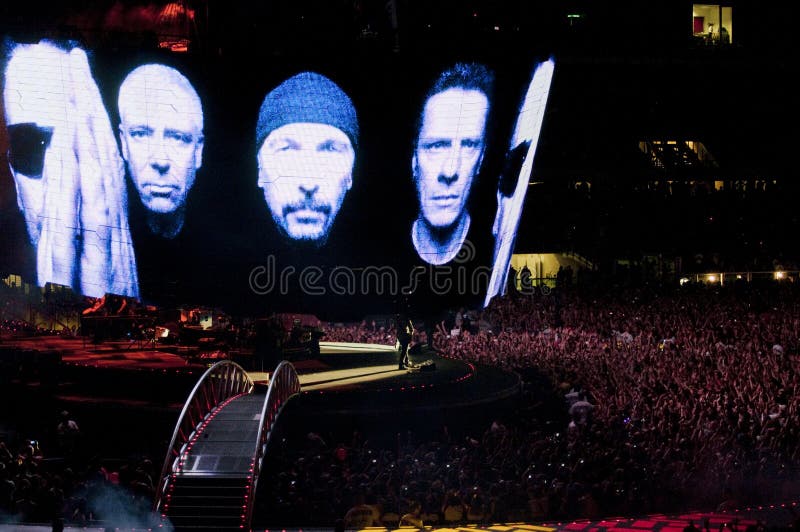 U2 360Â° Tour - Live at Turin Editorial Stock Photo - Image of perform ...