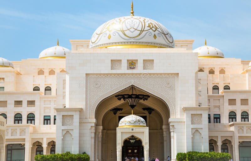 UAE, Abu Dhabi Beautiful Arabic Architecture, White Marble Palace and ...