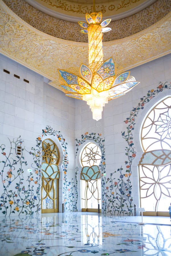 UAE, Abu Dhabi, Sheikh Zayed Grand Mosque Interior Editorial Stock ...