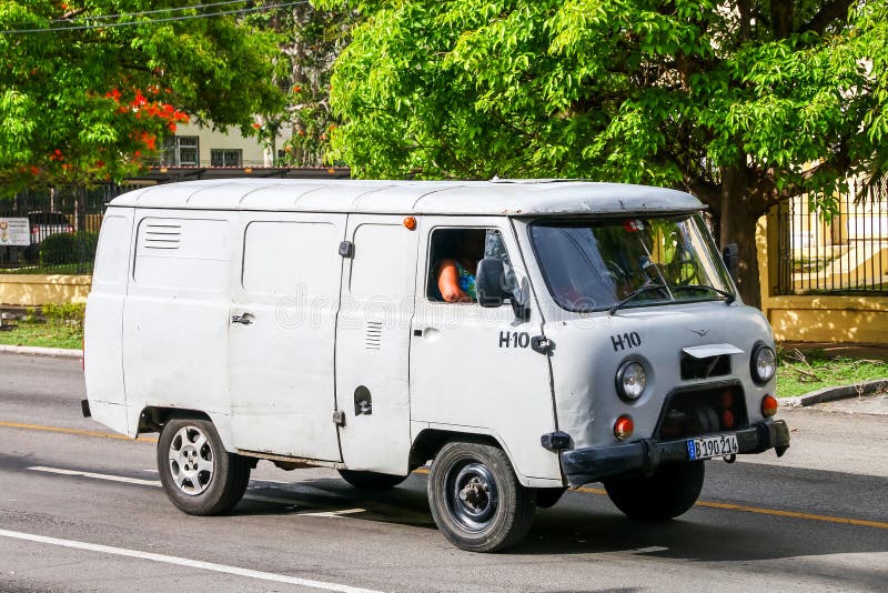 UAZ 3741 редакционное фотография. изображение насчитывающей день ...