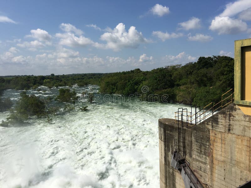 Mau Ara Reservoir stock image. Image of nature, udawalawe - 73842427