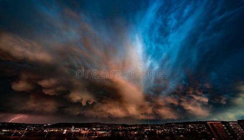 119 Epic Lightning Thunderstorm Stock Photos - Free & Royalty-Free ...