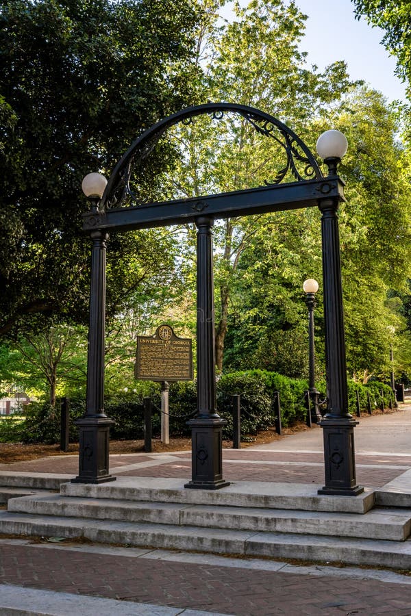 UGA Arch from Side editorial image. Image of georgia - 199191165